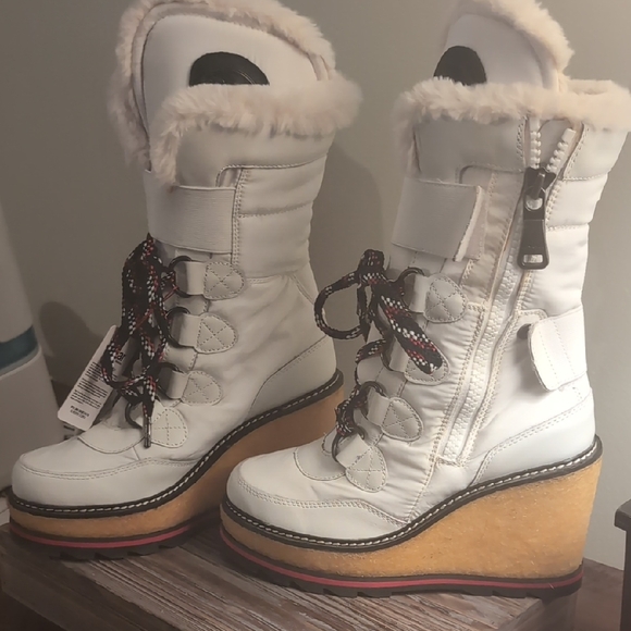 Pajar | Shoes | Pajar Womens White And Black Winter Boots Very Warm And ...